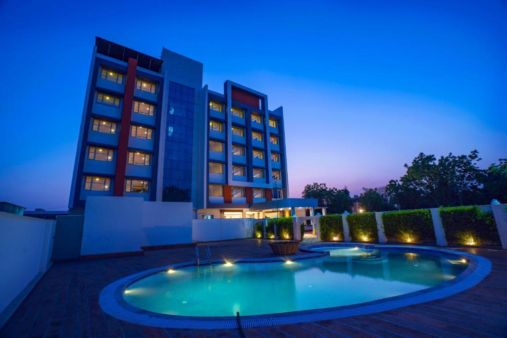 Hotel Madhuram Royale - Atulya Hotel